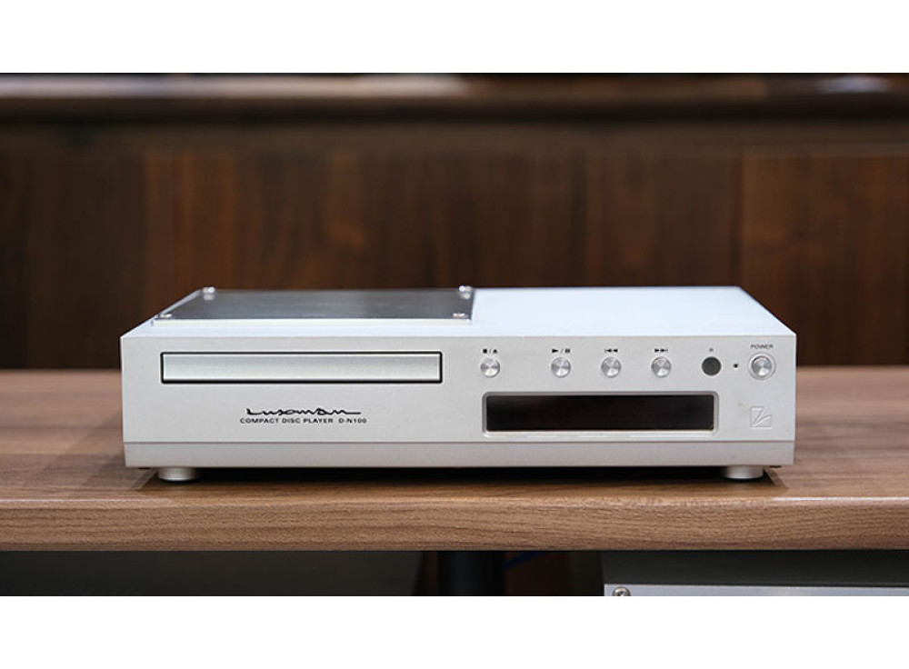 Đầu CD nhỏ gọn Luxman D-N100 dành cho các bác yêu thích sự gọn gàng